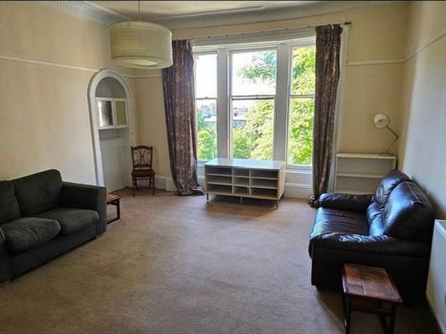 3 bedroom flat to rent