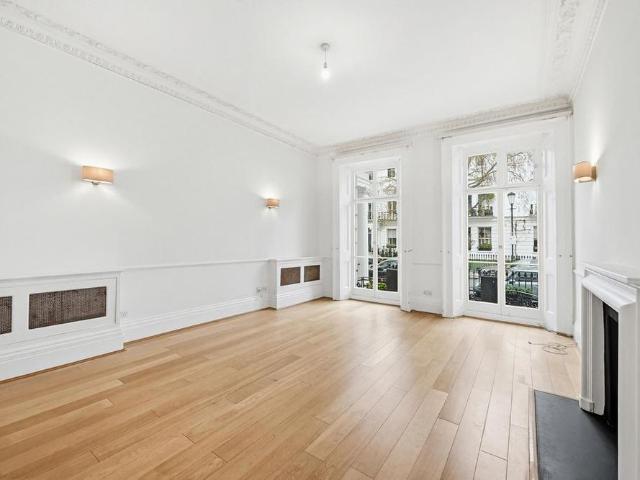 3 bedroom flat to rent