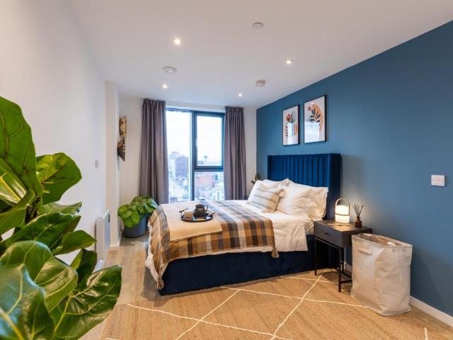 3 bedroom flat to rent