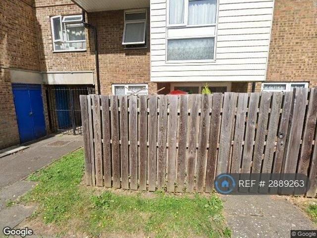 3 bedroom flat to rent