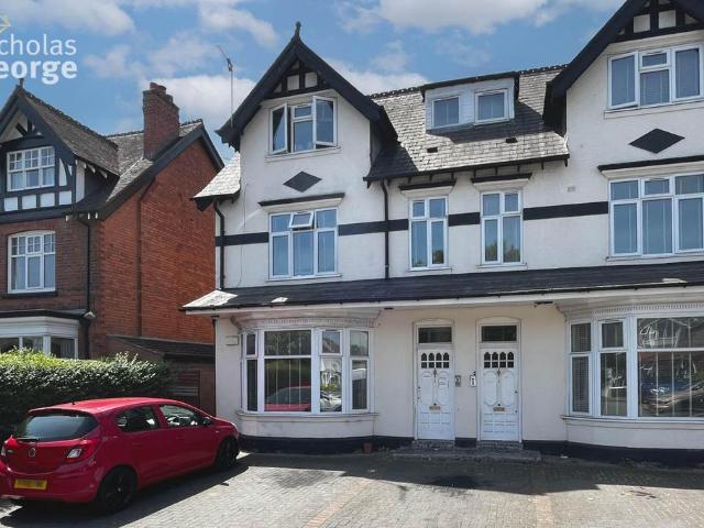 3 bedroom flat to rent