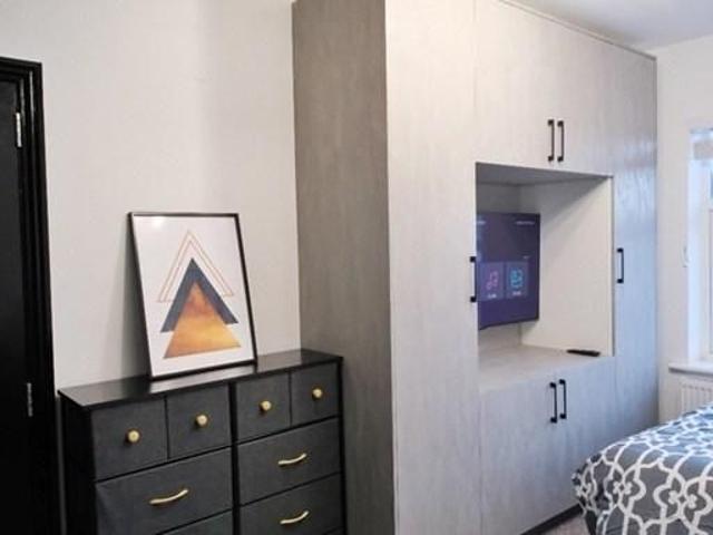 3 bedroom flat to rent