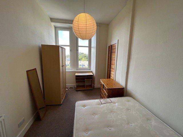 3 bedroom flat to rent