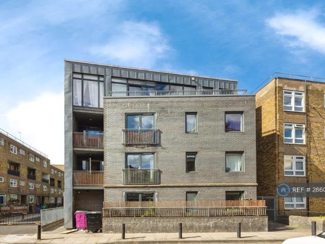 3 bedroom flat to rent
