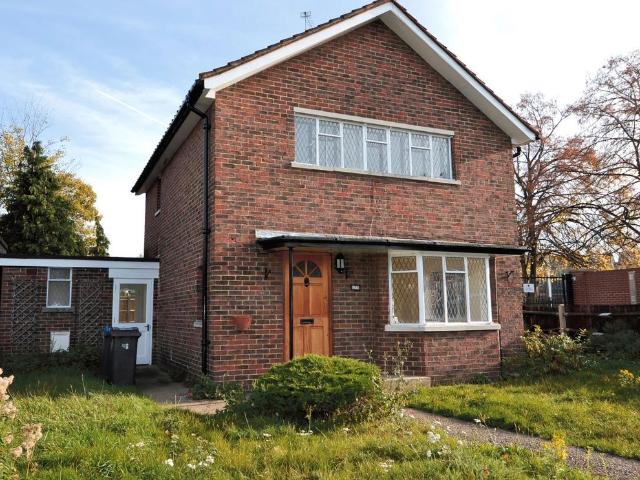 3 bedroom flat to rent