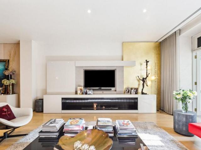 3 bedroom flat to rent