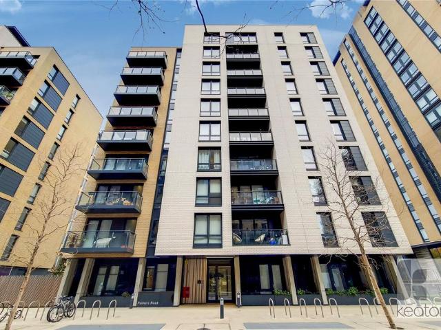 3 bedroom flat to rent