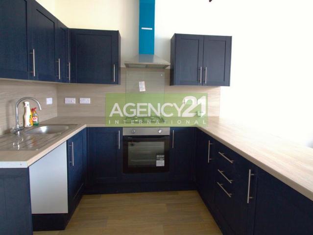 3 bedroom flat to rent