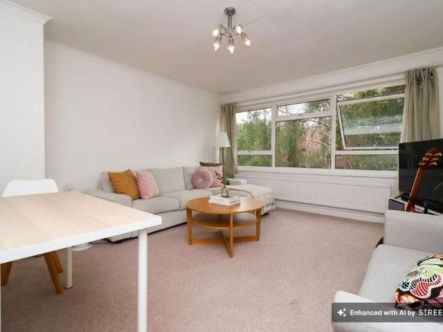 3 bedroom flat to rent