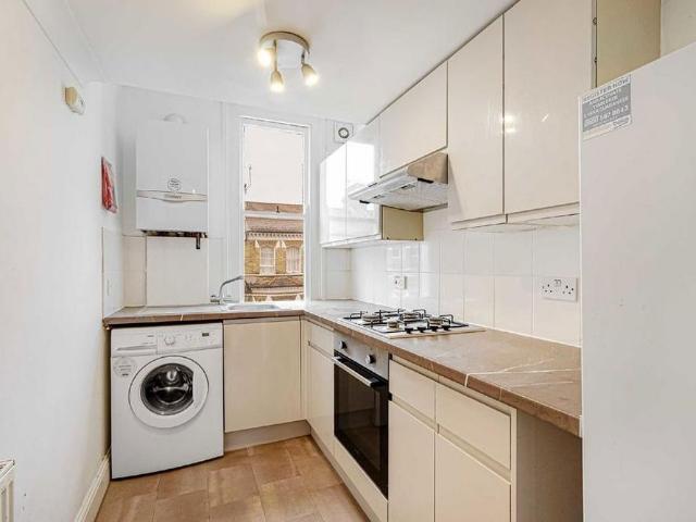 3 bedroom flat to rent