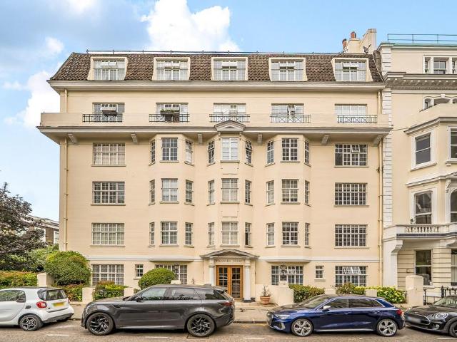 3 bedroom flat to rent