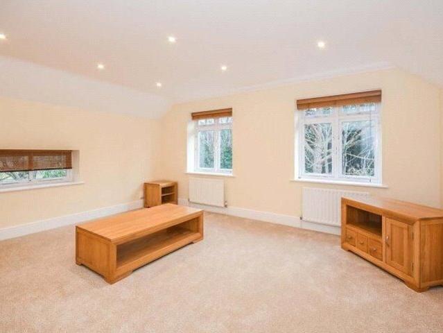 3 bedroom flat to rent
