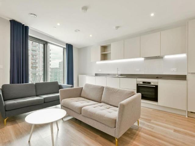 3 bedroom flat to rent
