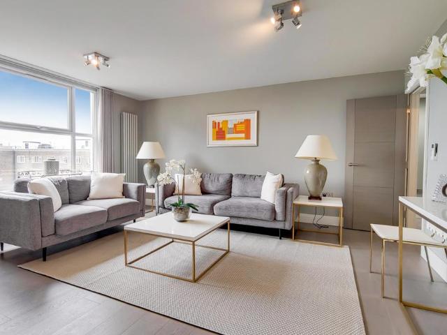 3 bedroom flat to rent