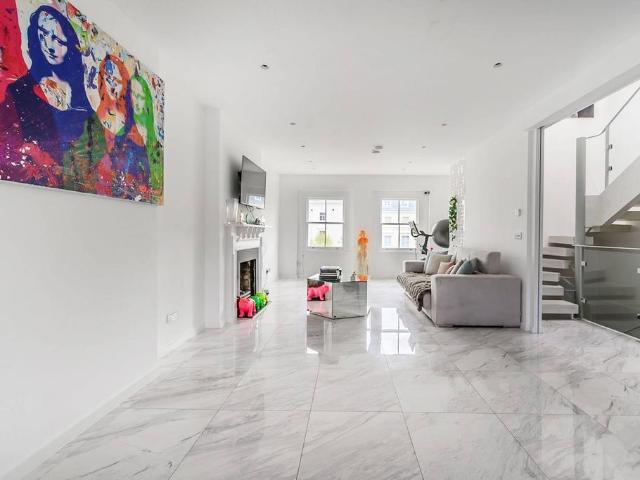 3 bedroom flat to rent