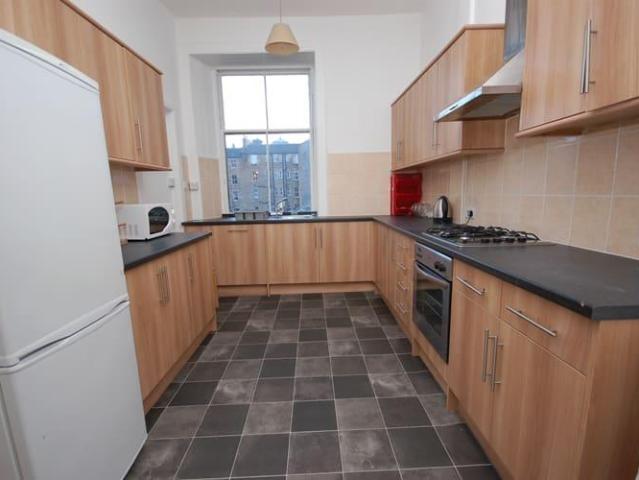 3 bedroom flat to rent