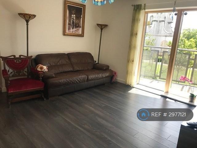 3 bedroom flat to rent