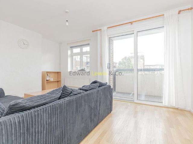 3 bedroom flat to rent
