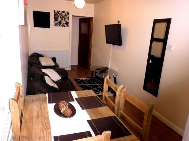 3 bedroom flat to rent