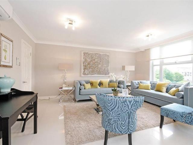 3 bedroom flat to rent
