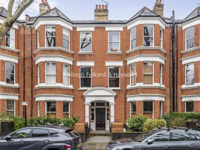 3 bedroom flat to rent