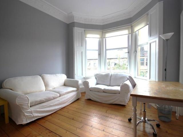 3 bedroom flat to rent