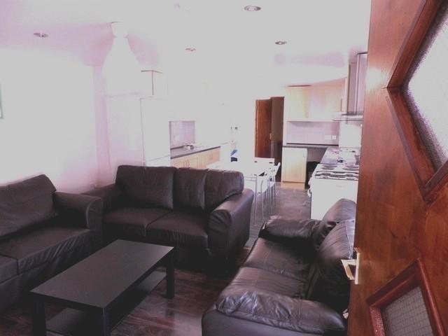 3 bedroom flat to rent