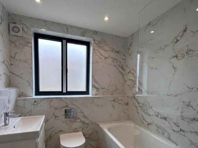 3 bedroom flat to rent