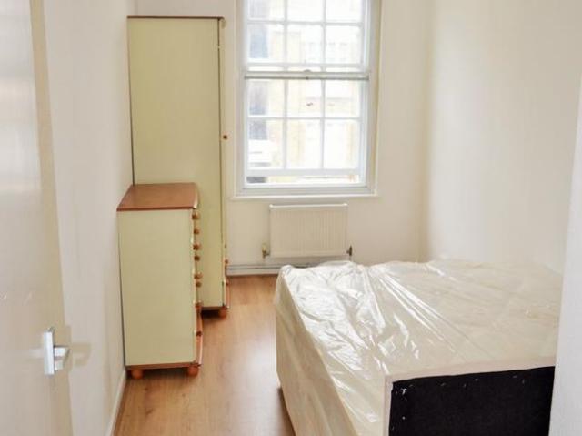 3 bedroom flat to rent