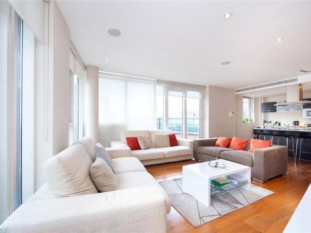 3 bedroom flat to rent