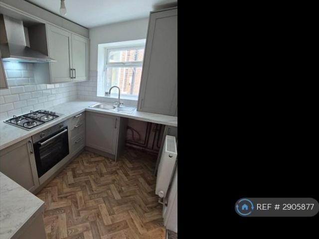 3 bedroom flat to rent