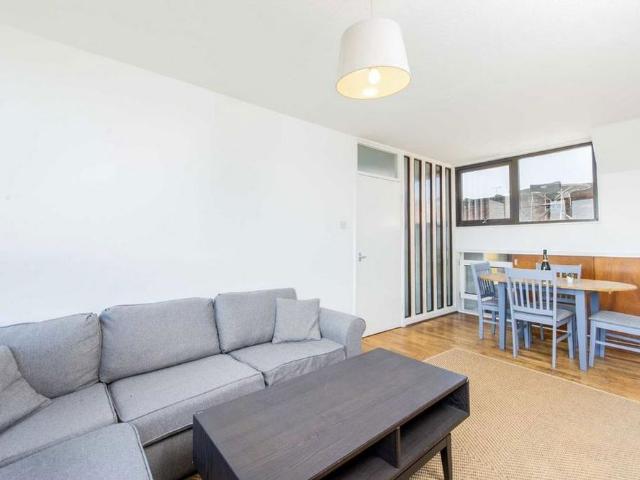 3 bedroom flat to rent