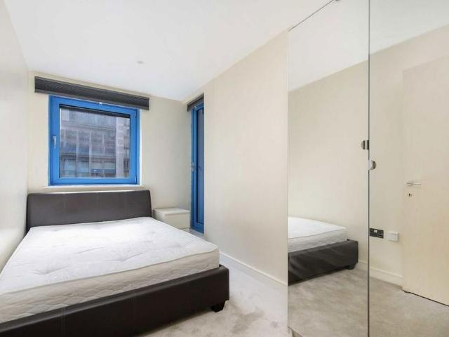 3 bedroom flat to rent