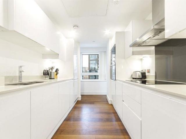 3 bedroom flat to rent