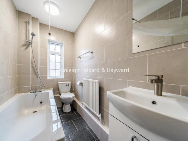 3 bedroom flat to rent