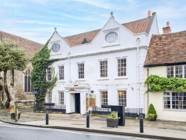 3 bedroom flat to rent
