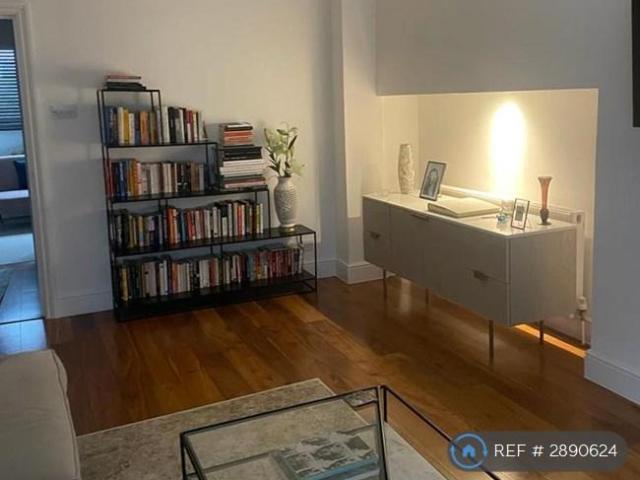 3 bedroom flat to rent