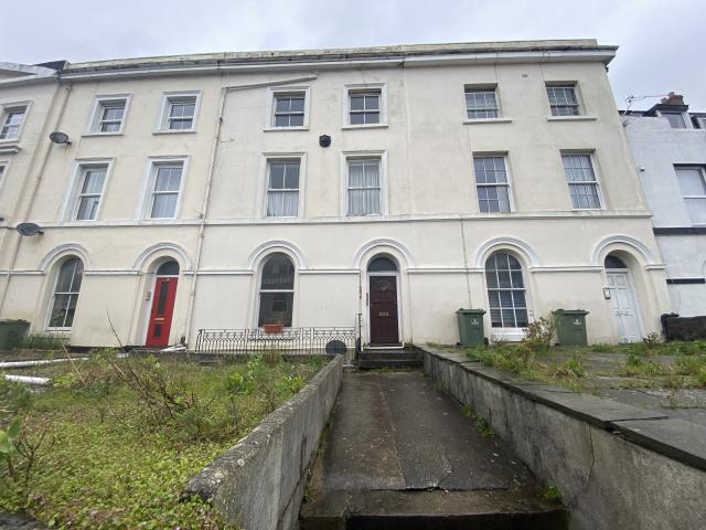 3 bedroom flat to rent