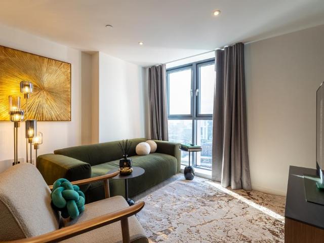 3 bedroom flat to rent