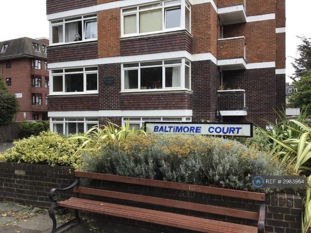 3 bedroom flat to rent