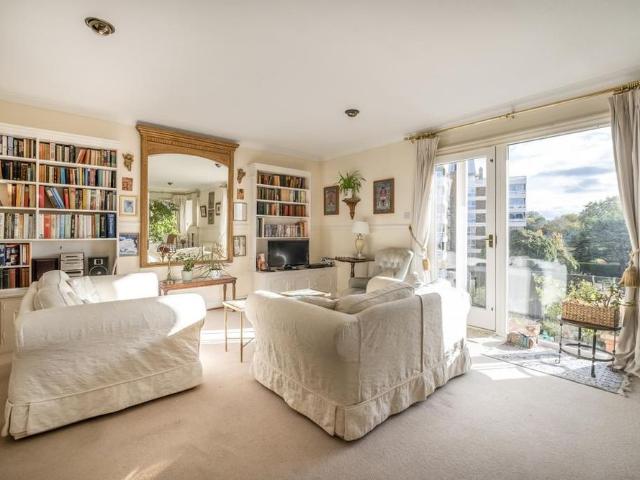 3 bedroom flat to rent