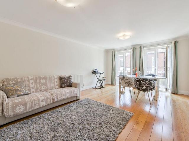 3 bedroom flat to rent
