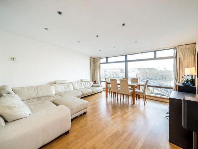 3 bedroom flat to rent