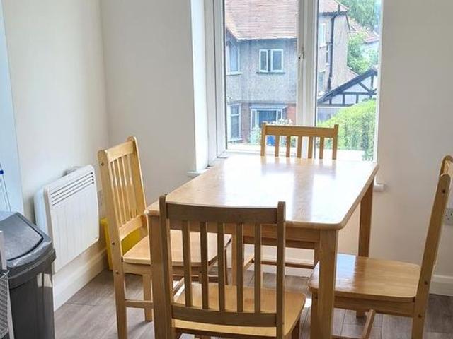 3 bedroom flat to rent