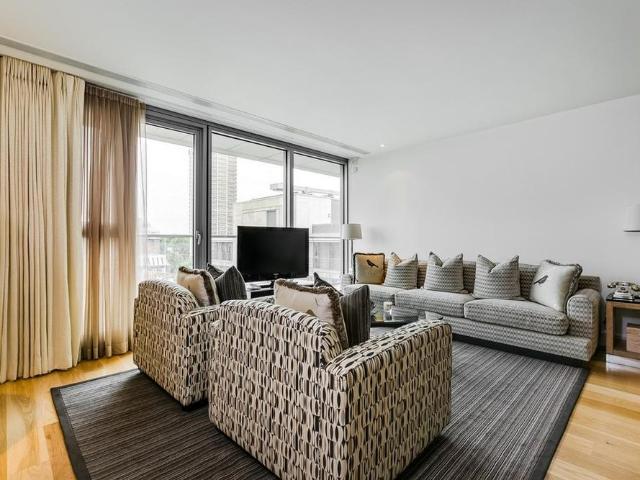 3 bedroom flat to rent