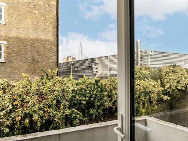 3 bedroom flat to rent