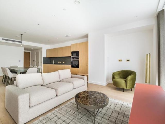 3 bedroom flat to rent