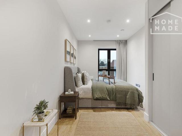 3 bedroom flat to rent