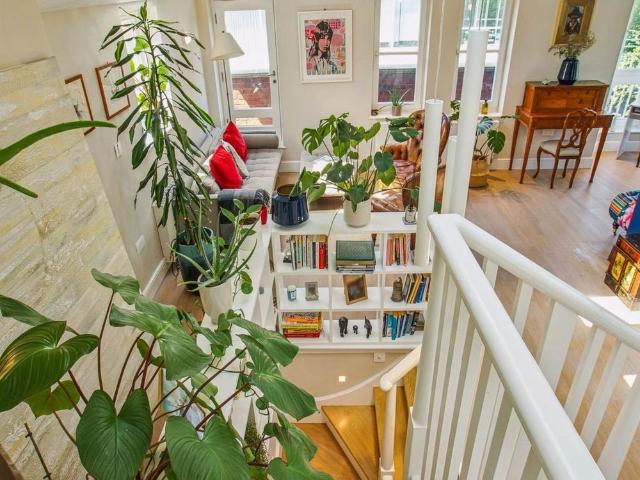 3 bedroom flat to rent
