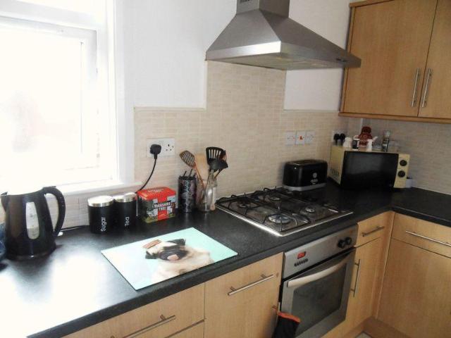 3 bedroom flat to rent